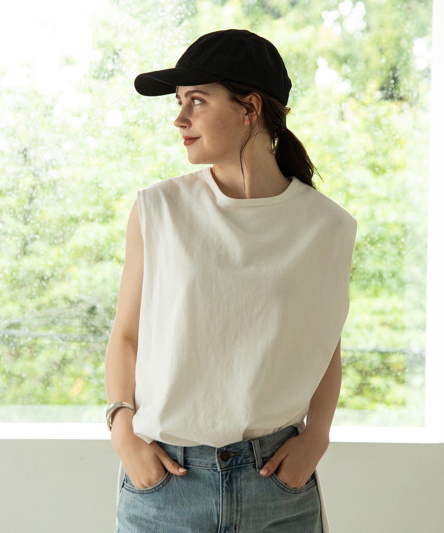 バックテールフレンチスリーブT｜Tシャツ - aity