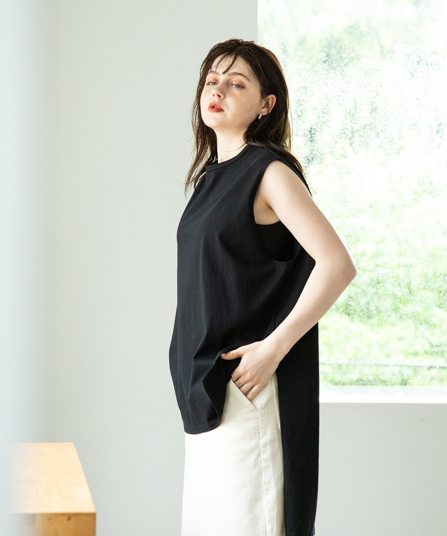 バックテールフレンチスリーブT｜Tシャツ - aity